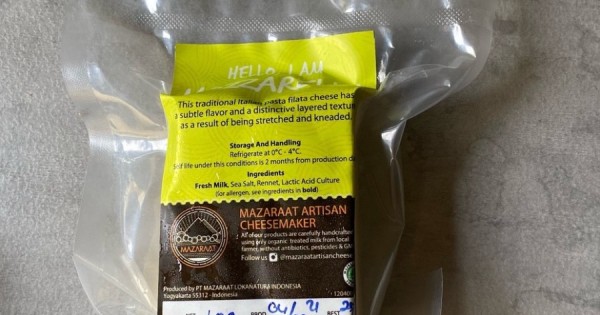 Mazaraat Mozarella Grass fed Cheese (Keju mozarella) 200 gr